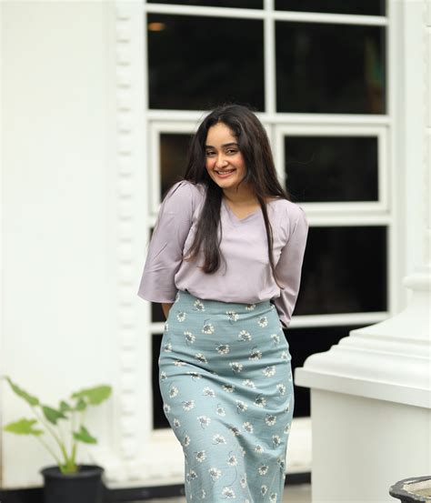 🦄chithmad🦄 If You Want A Better One Be One 🍃💜