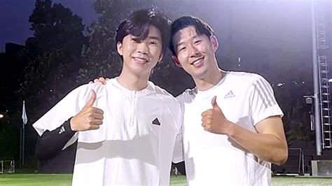 손흥민 어시에 임영웅 로빙슛 터졌다조기축구 뒤집은 명장면 중앙일보