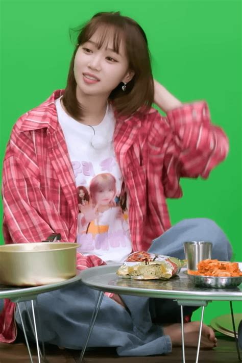 Le Sserafim Chaewon Kpop Nsfw Le Sserafim Chaewon Kpop Nsfw