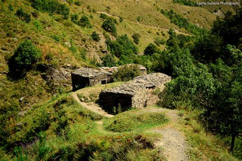 Anatori Un Pueblo Aislado De Las Tumbas Que Salvó A Georgia De La Epidemia De Peste Negra