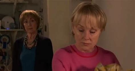 Itv Corrie Fans Say Rumpy Pumpy Talk Put Them Off Their Valentine S Dinner As Elaine Puts Sex