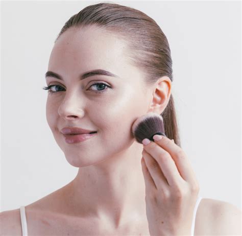 Comment Dessiner Les Contours Et Mettre En Valeur Votre Visage Avec Du