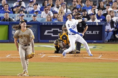 Trea Turner Dodgers Start Fast Hold Off Padres In Nlds Opener