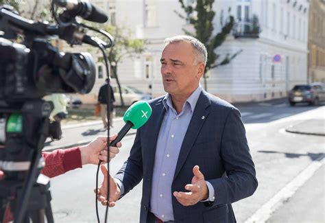 Update Foreign Press Flooded By Győr Mayors Sex And Drug Scandal Daily News Hungary