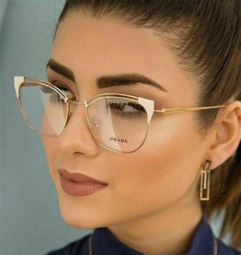 Venta Armazones Modernos Para Mujer En Stock
