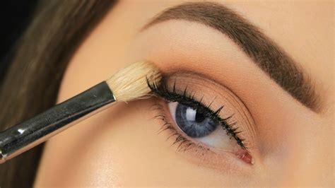 Blending Eyeshadow For Beginners