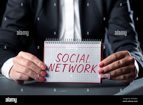 Conceptual Caption Social Network Internet Concept A Framework Of Individual Linked By