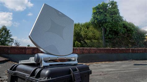 Satcube Portable Satellite High Speed Internet Anywhere Ipseos