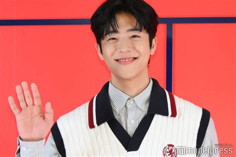 画像1017 「eye Love You」チェ・ジョンヒョプ、大阪満喫ショット公開「興奮伝わる」「スタイル良すぎ」と反響 モデルプレス