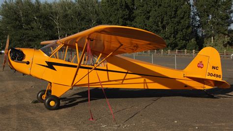 Solve 1941 J3 Piper Cub Jigsaw Puzzle Online With 120 Pieces