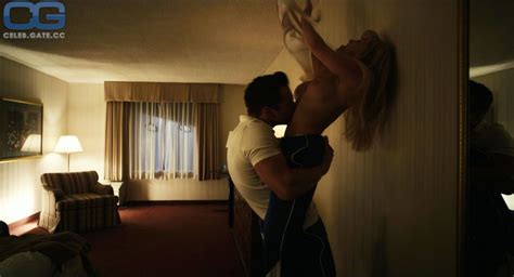 Melissa Rauch Nude Topless Pictures Playboy Photos Sex Scene Uncensored