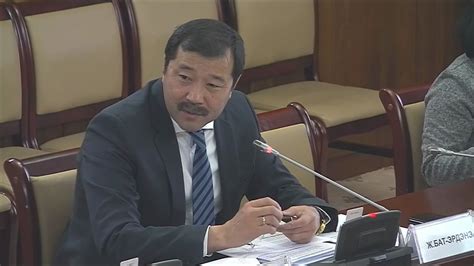 УИХ ын гишүүн Ж Бат Эрдэнэ Их хурлыг тараах тогтоолд гарын үсэг зуржээ Newswall