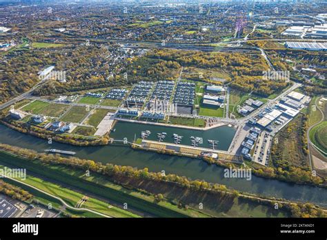Luftaufnahme Hafenviertel Graf Bismarck An Der Marina Stoelting Marina Bismarck Gelsenkirchen