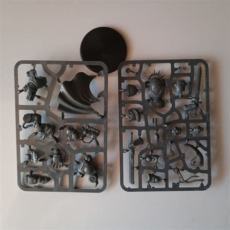 Space Marines Captain In Gravis Armour New On Sprue West Coast Games