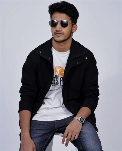 Rohit Singh Sk Vishesh Medium