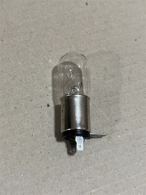 หลอดไฟไมโครเวฟ Sharp สามารถใช้ได้กับทุกรุ่น เป็นสินค้าถอดแท้จากเครื่อง อะไหล่ ไมโครเวฟ