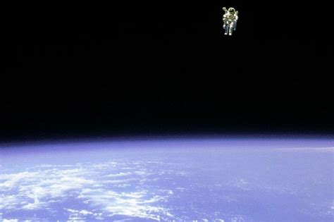 Хүн анх задгай сансарт гарсны 50 жилийн ой тохиож байна