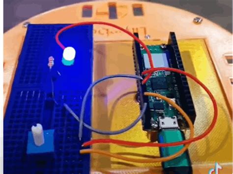 lily∞bot raspberry pi pico w potentiometer and led