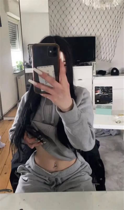 Pin von renita riggs auf ig in 2024 | Outfit ideen, Outfit, C & c
