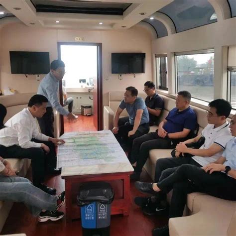 市人大常委会副主任徐晏平赴东苕溪开展河长制巡查湖州污染单位