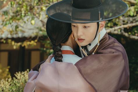 유세풍2 김민재x김향기 애틋한 눈물 포옹