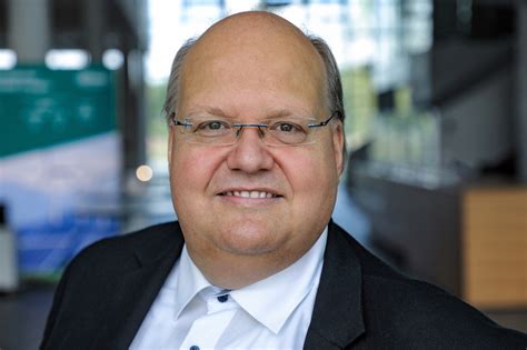 infineon strengthens sensor and radio frequency portfolio with new business unit to drive