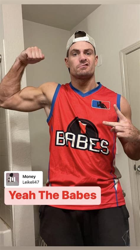 Grayson Waller R Wrestlewiththepackage