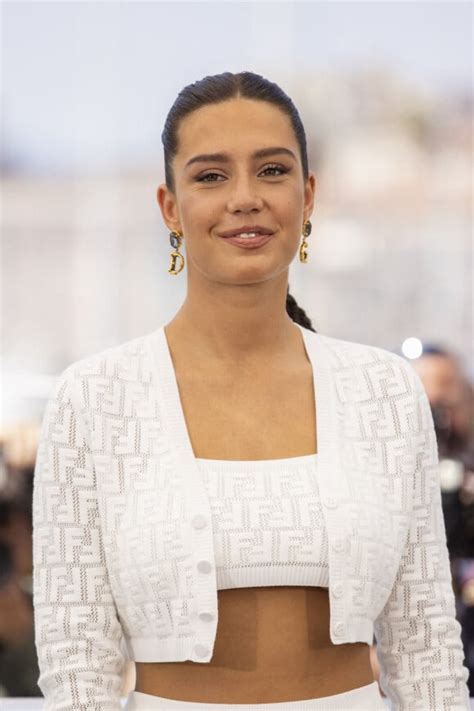 Photo Adèle Exarchopoulos Photocall De Fumer Fait Tousser Smoking