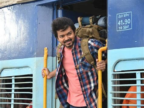 Vaarasudu Movie Review Starring Thalapathy Vijay Rashmika Mandanna Directed By Vamshi Paidipally