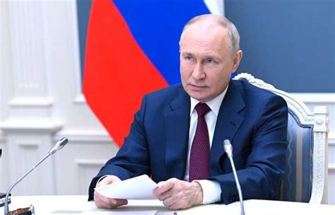 Путин заявил о необходимости системной работы по расследованию терактов против граждан РФ