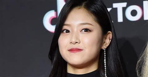 [포토] 이달의 소녀 현진 예쁜 미소~ 2018 Mama