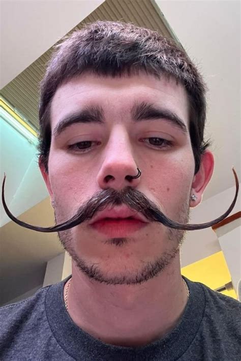 10 Classic Soul Patch Beard Ideas To Jazz Up Your Look