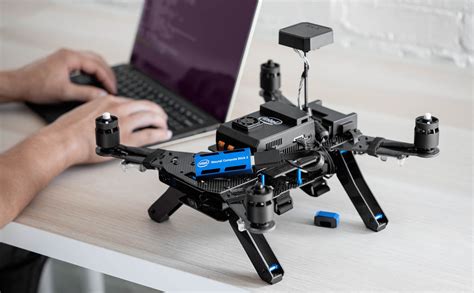 Intel Ra Mắt Neural Compute Stick 2 Nhỏ Bằng Usb Chuyên Xử Lý Ai Dành