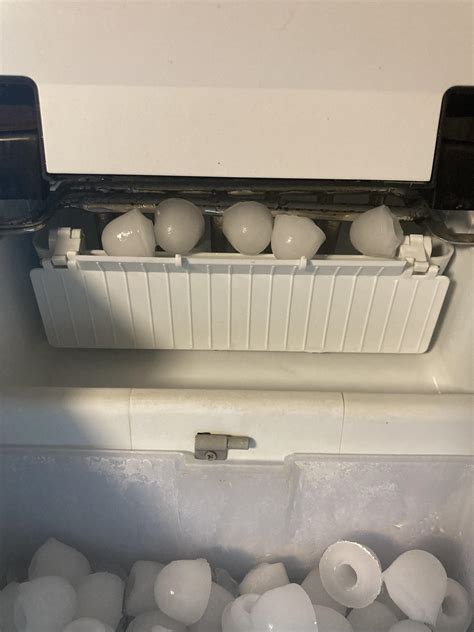 How Do I Fix My Frigidaire Ice Maker It Stopped Dropping Ice And Just Gets Stuck Now Ty R Howto