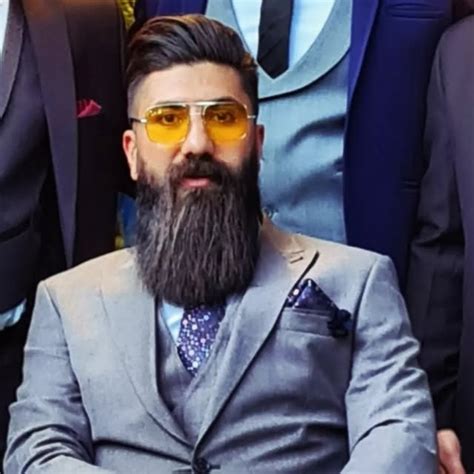 Nima Rezvan Nima Rezvan • Threads Say More