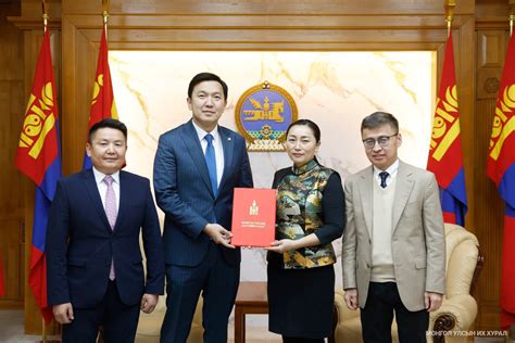 Шинэ Зуунмод хотын эрх зүйн байдлын тухай хуульд өөрчлөлт оруулах тухай хуулийн төслийг өргөн