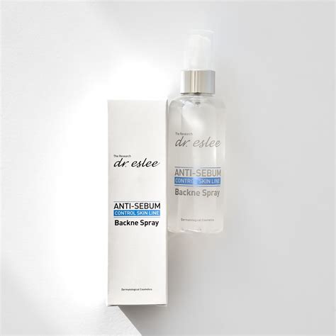 닥터에스리 다가오는 여름🌴 닥터에스리 백크네 스프레이로 깨끗한 등 완성 👩‍🔬 여드름성 피부 사용적합성 평가 완료 🧪 인체피부 일차자극 테스트 완료 특수 스프레이