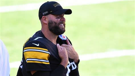 Steelers Ben Roethlisberger Deflects Question About Retirement Report