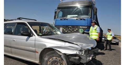 Четирима потрошени при тежка катастрофа