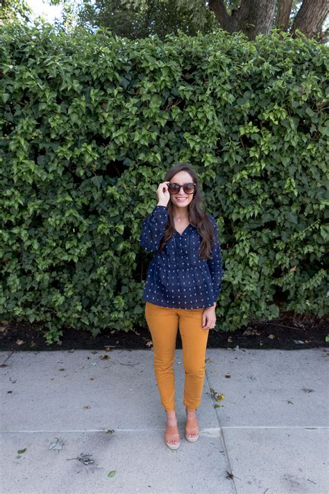 How To Dress A Pear Shape Body Type Pumps And Push Ups