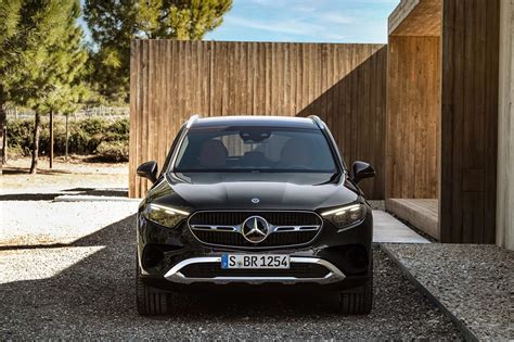 Mercedes Benz Glc X254 43 Amg 421 Km 2024 Suv Skrzynia Automat Napęd