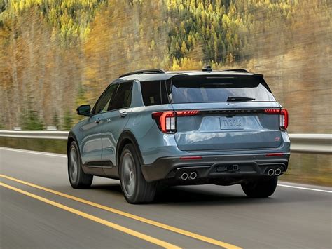 2025 Ford Explorer Sarat Ford