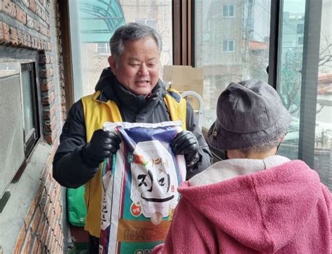 수원시 장안구 정자1동 지역사회보장협의체 설맞이 홈몸어르신 건강 확인 사랑의 똑똑똑