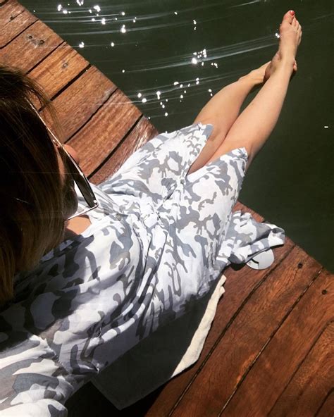 Anna Khokhlovas Feet