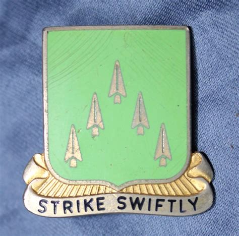 70th Armored Crest Di Griffin Militaria