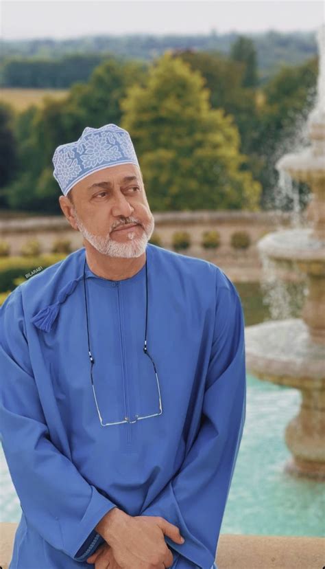 عُمان نيوز صورة حديثة لجلالة السلطان هيثمبنطارق المعظم حفظه الله