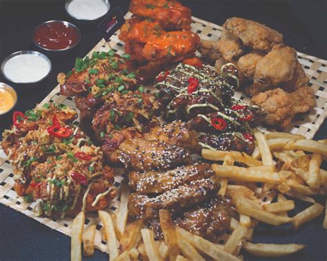 Order Wingzilla Restaurant Delivery【menu And Prices】 Toronto Uber Eats