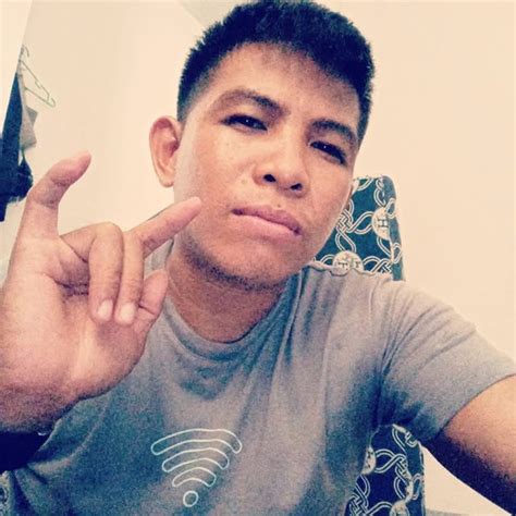 Mi Cucaracha Cucarachami • Threads Say More