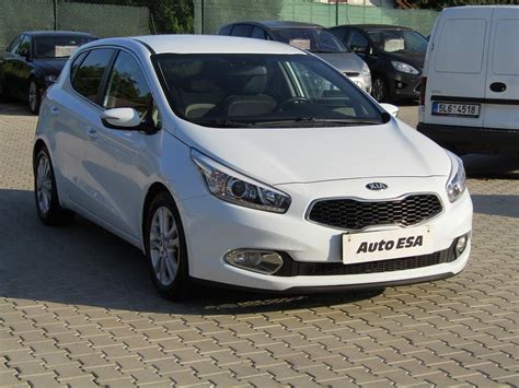 Kia Ceed 1 6i Benzín Autobazar Autoesa