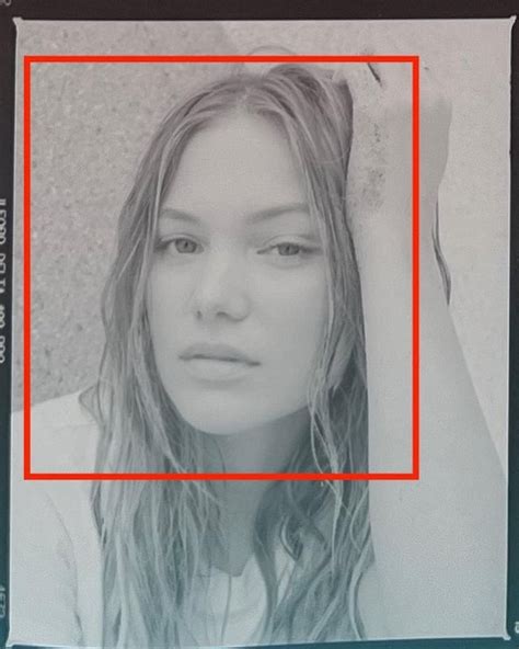 Olivia Holt R Celebritysuperheroes